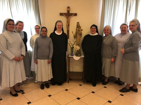 Life in Rome on the edge of the Pallottine family - Suore Missionarie ...